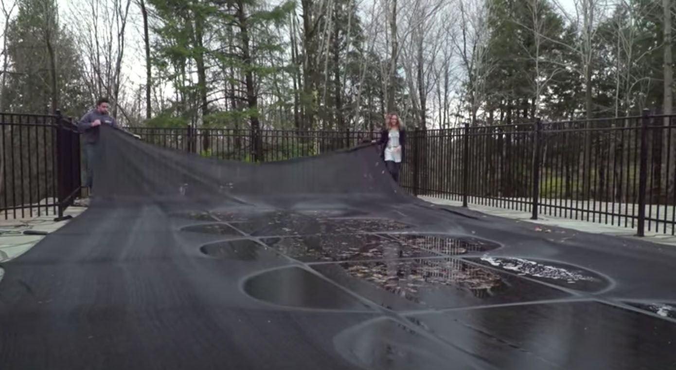 Opening an in-ground and built-in pool | Trévi – Magasins Trevi inc.